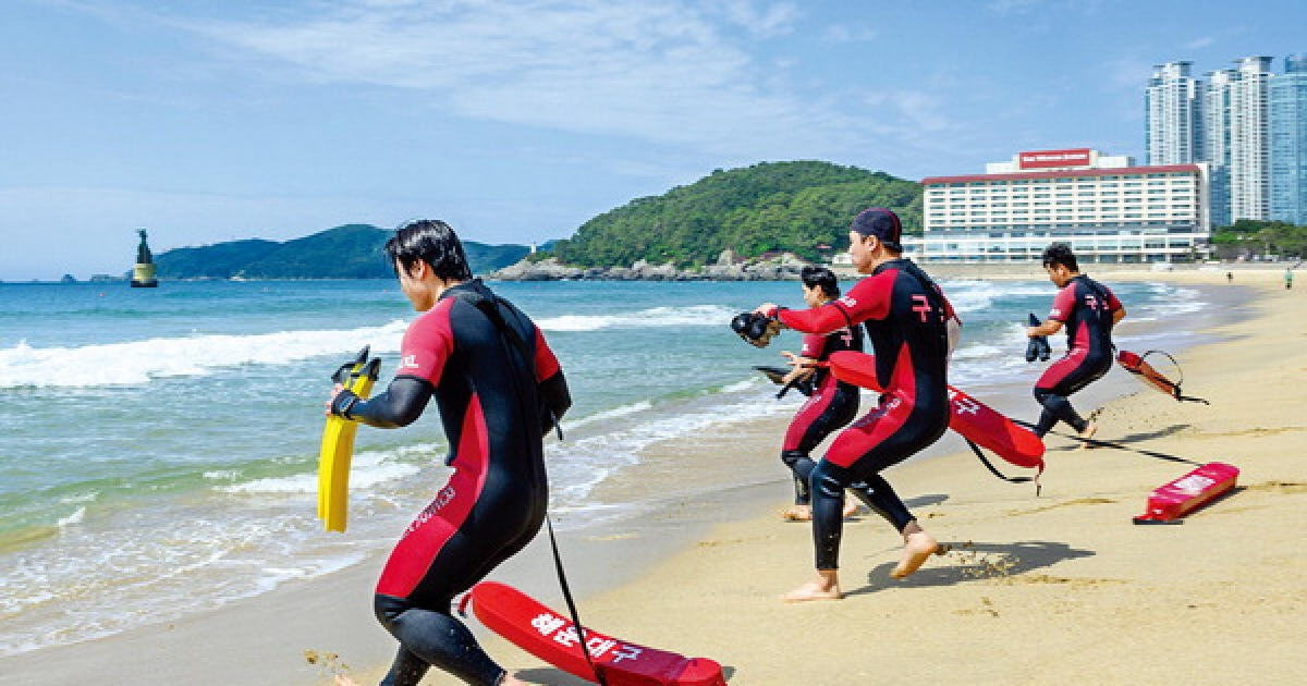 6월 1일 해운대·송정해수욕장 부분 개장…안전지킴이 출동