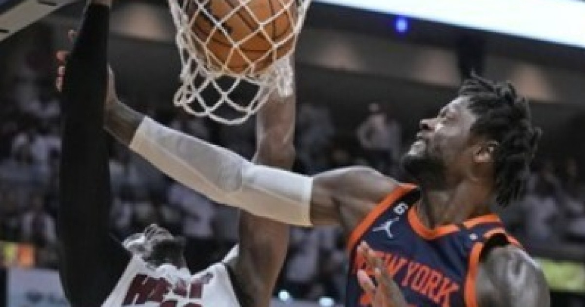 [NBA] ‘PO 최악 부진’ 랜들, 왼쪽 발목 관절경 수술