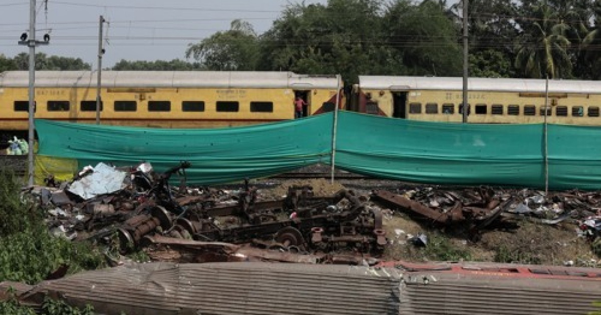 INDIA TRAIN ACCIDENT AFTERMATH