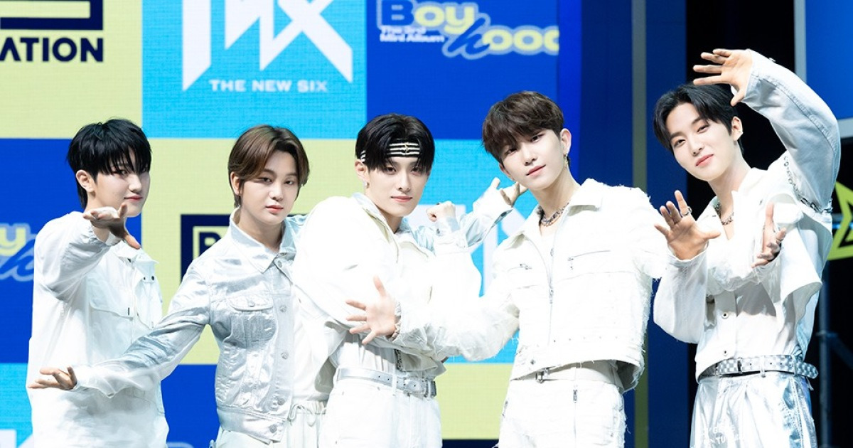 [현장포토] "부끄러움 따윈 잊어"…TNX, Y2K 스타일