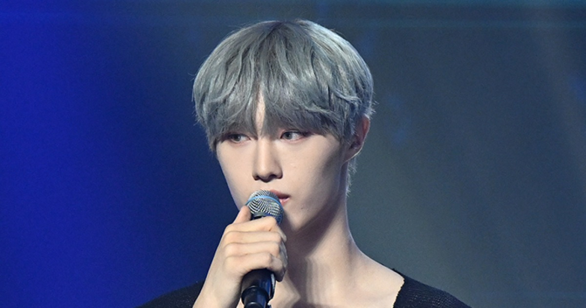 CIX 현석, 분위기 잡고 [포토엔HD]