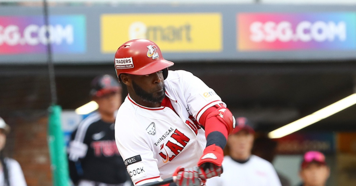 침묵 깬 ‘에레디아’ 역전 2루타에 선발 전원 안타 SSG, KIA 9-8 제압…마무리 서진용은 시즌 20세이브