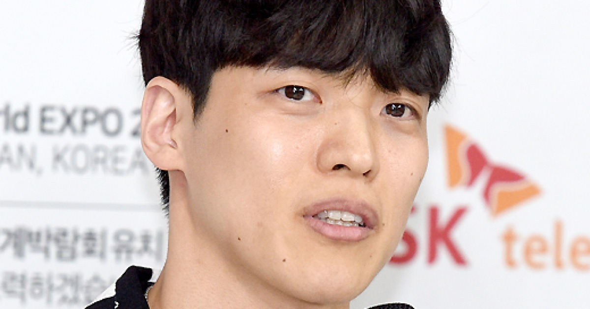 [MD포토] 김선형 'KCC로 이적한 최준용의 발언에 대해 이야기하는 김선형'