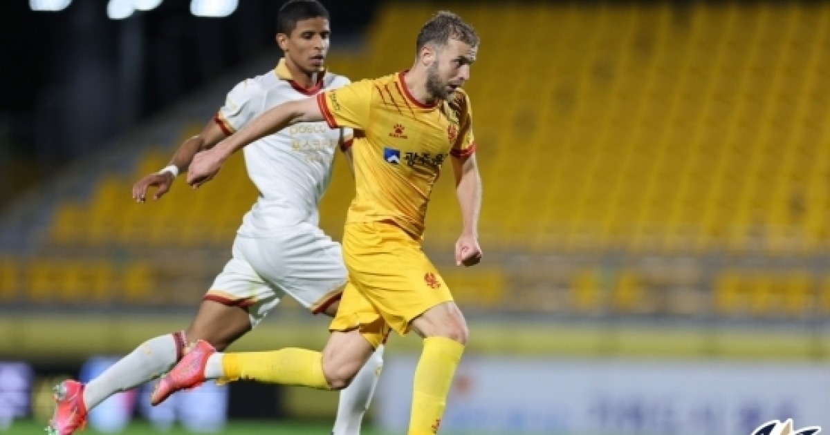 광주 토마스, K리그1 17R MVP 선정…수원전 멀티골 활약