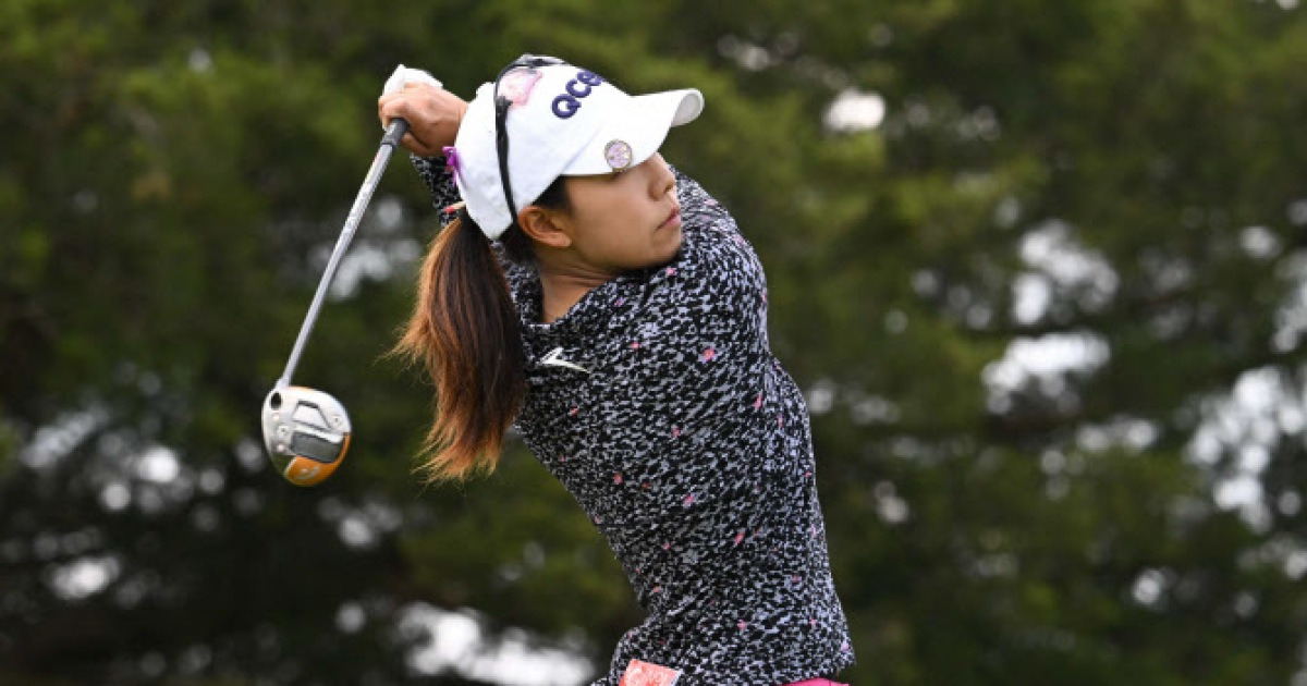 신지은, LPGA 투어 숍라이트 1R 공동 2위…김효주 공동 9위