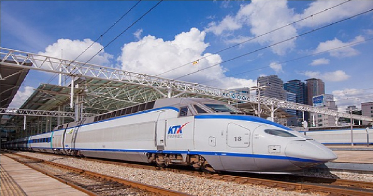 "열차 탈선시키고 싶어서".. KTX 선로 위에 돌덩이 올려놓은 10대