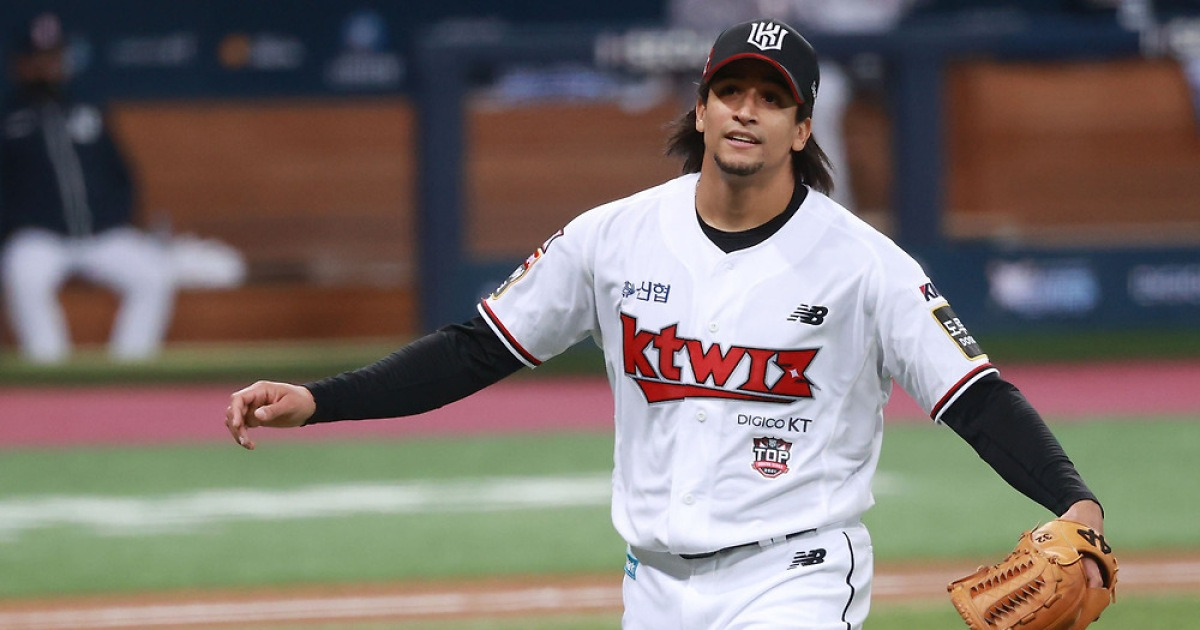 프로야구 KT, 2021년 통합우승 주역 쿠에바스 재영입