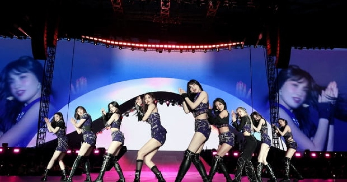 JYP엔터, 6거래일 연속 '상승'…52주 최고가 경신