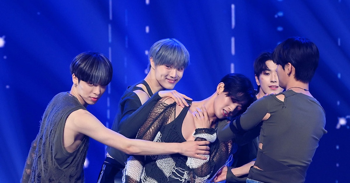 CIX '장난스럽게'[엑's HD포토]