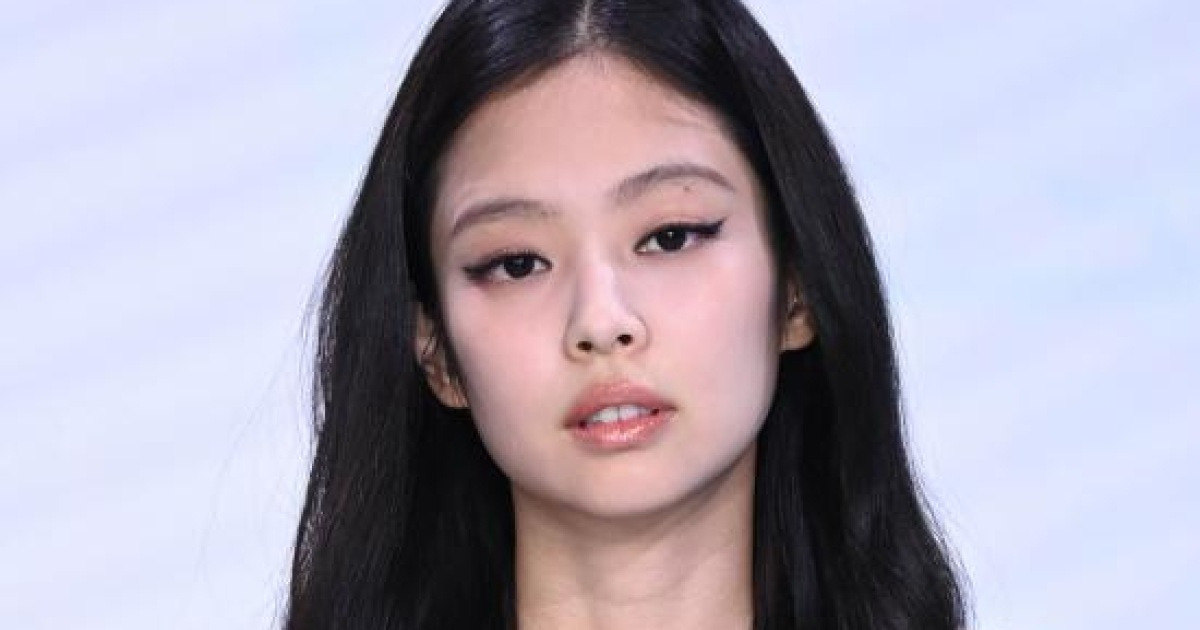 제니 19금에 묻힌 연기…디 아이돌 노출 나쁜 손에 엇갈린 반응 [엑s 이슈]