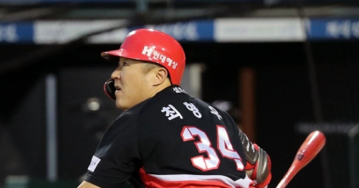 KBO 사상 첫 ‘1500타점’…최형우 위로 아무도 없다