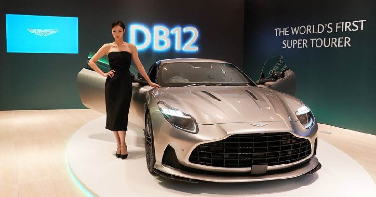 '007 제임스 본드車' 애스턴마틴 DB12 韓상륙.."최고 시속 325㎞" [FN 모빌리티]