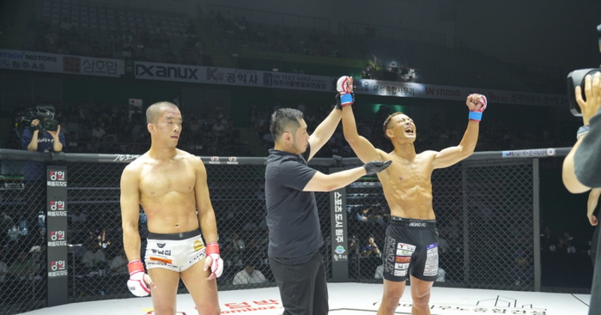 ‘로드FC 064’ 데바나 슈타로, 로드FC 챔피언 박해진을 만장일치로 압도