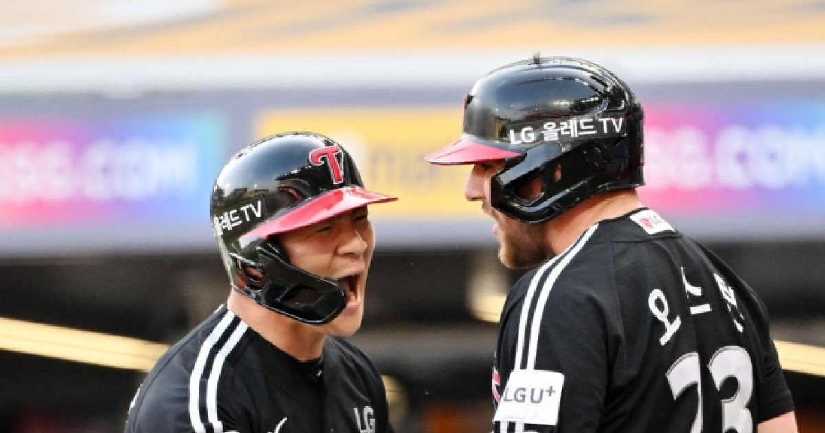 '1·2위 대결 인천에서 무슨일이?' LG, SSG 14-0 대파 '1위 탈환', 오씨 형제+임찬규 대활약 [인천 현장리뷰]