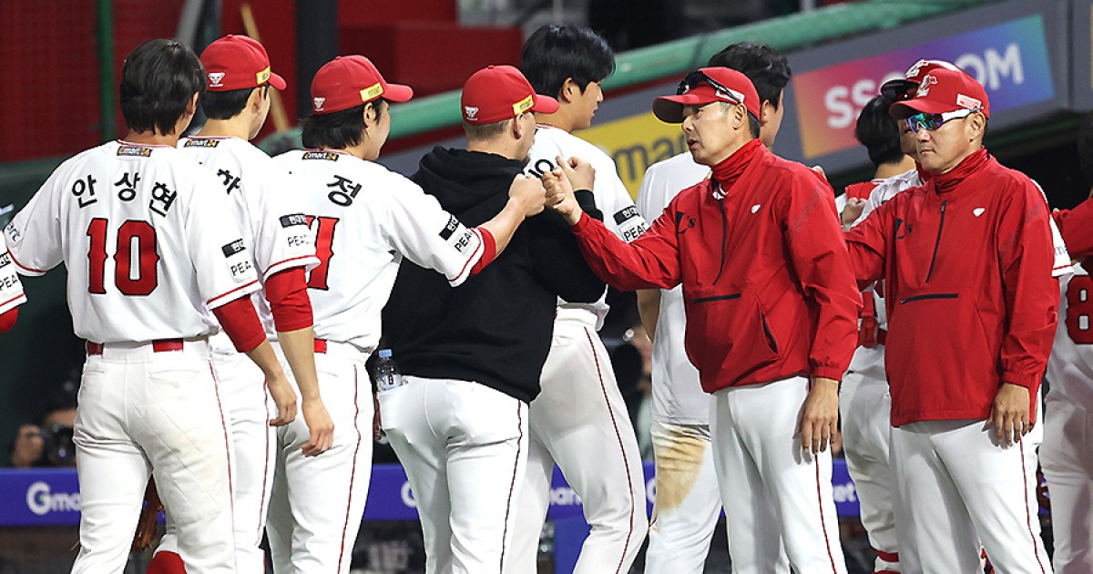 [SPO 고척] ‘키움전 10승 2패‘ 절대 우위 이어간 SSG, 김원형 감독 “응집력 칭찬해”