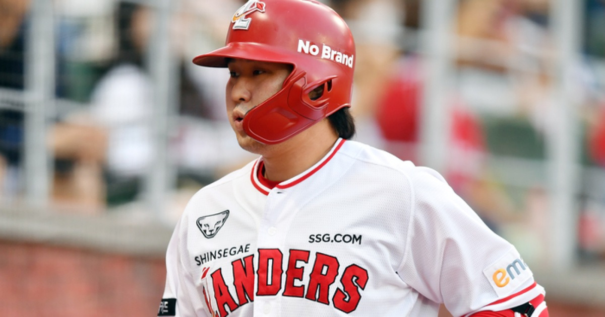 ‘월간 11홈런’ 최정-‘ERA 0.84’ 플럿코 등 8명...KBO리그 6월 MVP 후보 8명 확정