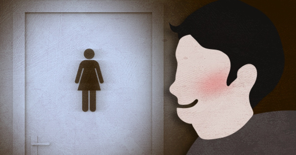 女 화장실 문틈 사이 눈동자…훔쳐본 7살 남자아이 혼낸 게 잘못