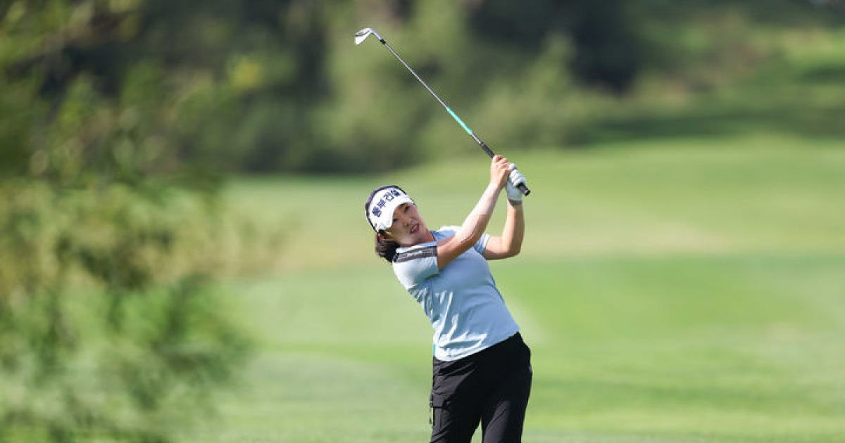 김수지, KLPGA MBN 여자오픈서 이틀 연속 선두