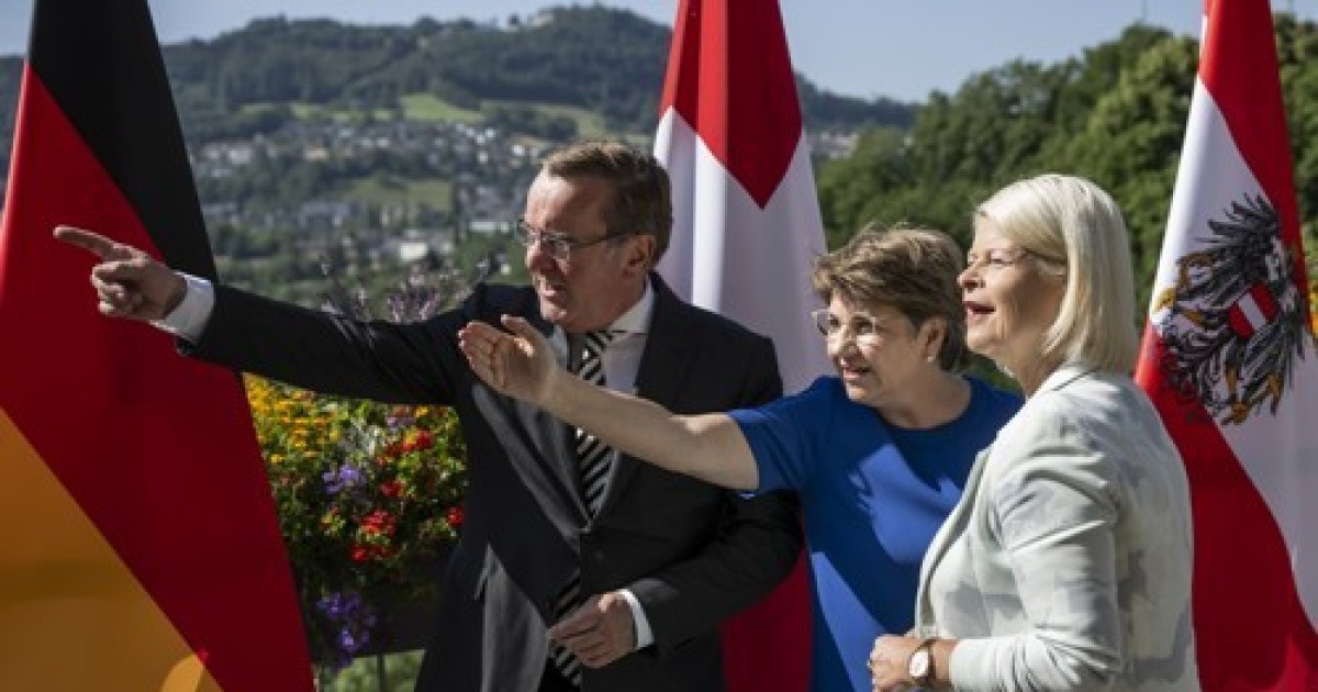 epaselect SWITZERLAND GERMANY AUSTRIA DEFENSE