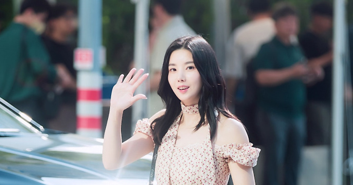 [bnt포토] 권은비 '안녕'