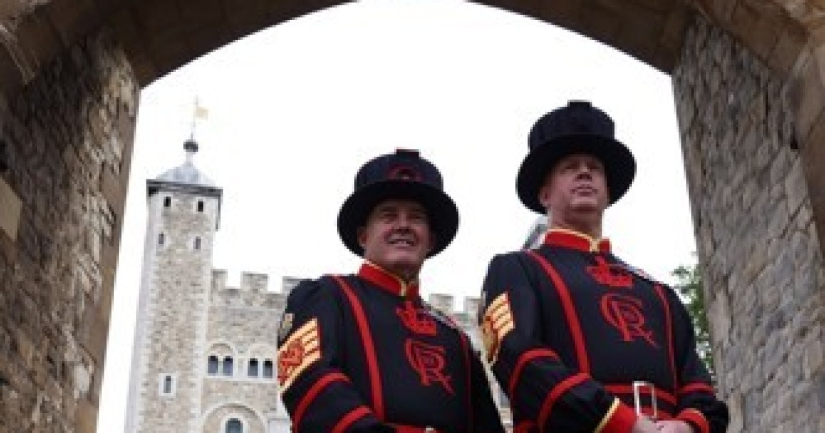 BRITAIN BEEFEATER