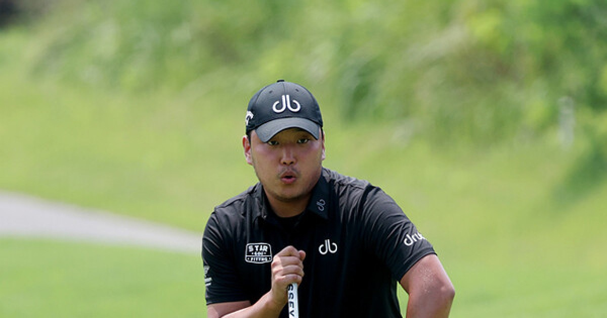 '폭염 견딘' 황도연, KPGA 아너스K·솔라고CC 대회 1R 선두…권성열·이창기 공동2위(종합)