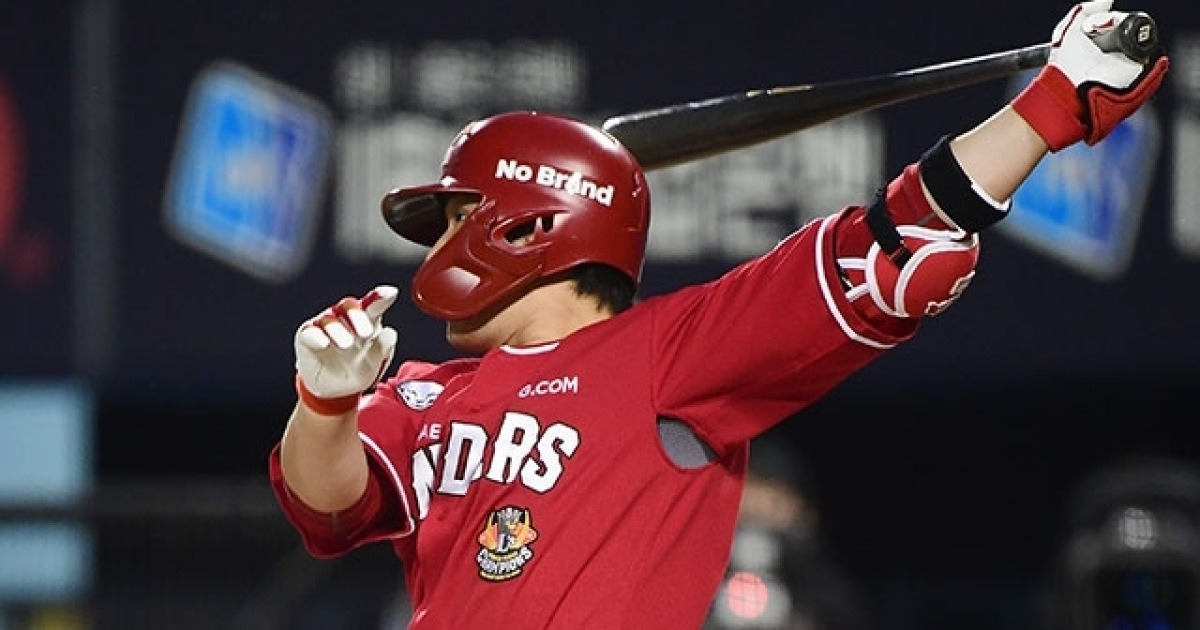 허벅지 부상 털어낸 SSG 최정, 21일 LG전서 3번 지명타자로 선발출전 [MK현장]