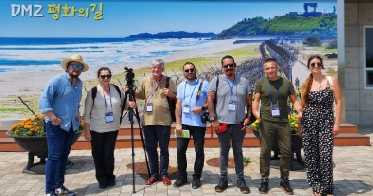 유럽·남미권 기자들 고성 DMZ평화의 길 탐방 "남북분단 현실 피부에 와닿아"