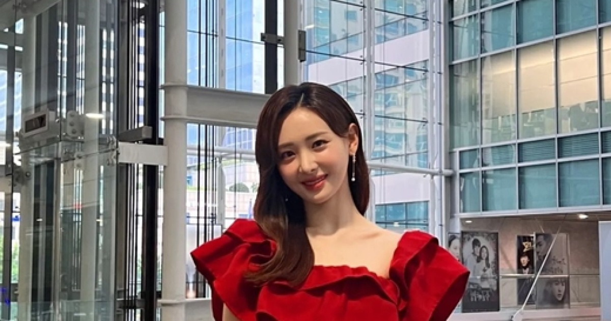 '골때녀' 출신 김다영 아나, SBS '스포츠투나잇' MC 발탁…"축구하며 배운 애정과 열정으로 소식 전하겠다" [MD픽]