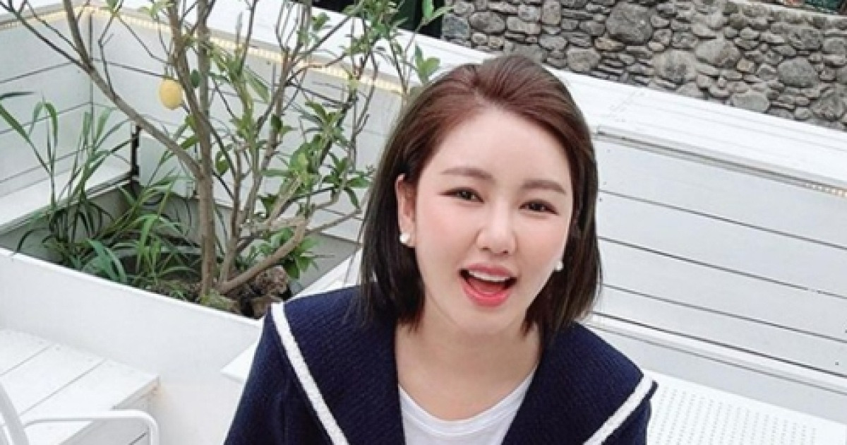 44kg 송가인, 다이어트 성공 이후 더욱 날씬해진 몸매+늘씬한 각선미