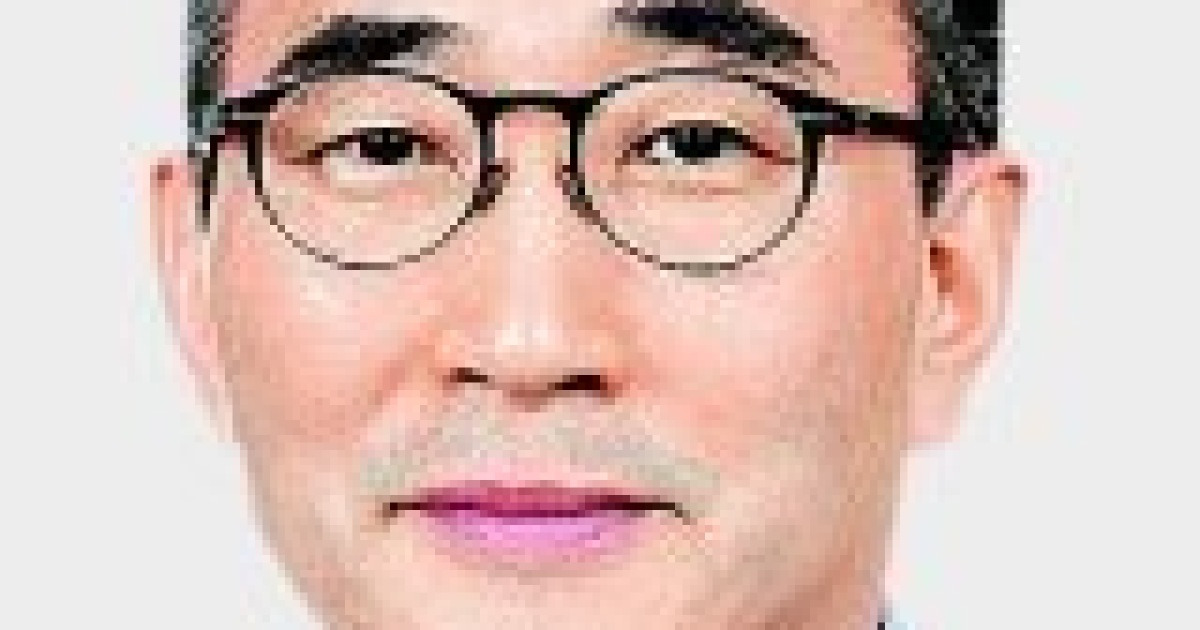 5개월 경영공백 KT, CEO 후보에 ‘LG맨’ 김영섭씨