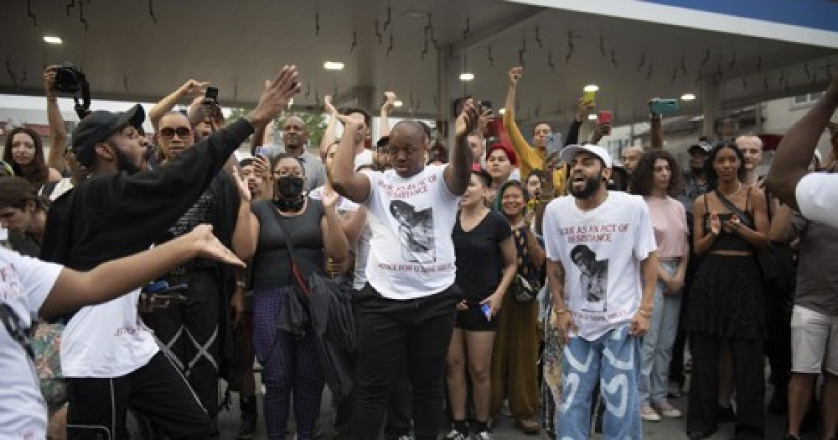 CORRECTION Dancer Stabbed New York