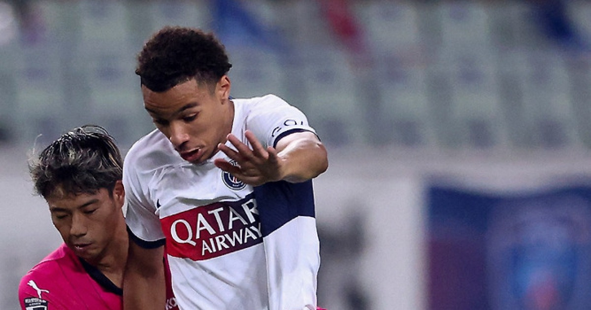 "LEE에겐 청신호". LEE와 포지션 겹치는 PSG 21세 신예 윙어. EPL 에버턴에서 영입 제안.