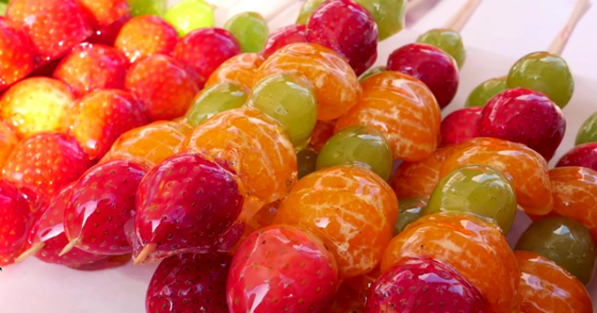 Tanghulu and malatang remain popular despite Korea-China tensions