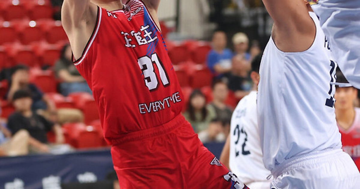 [2023존스컵] '정효근 26P' KGC, 카타르 대표팀 꺾고 5승째 수확