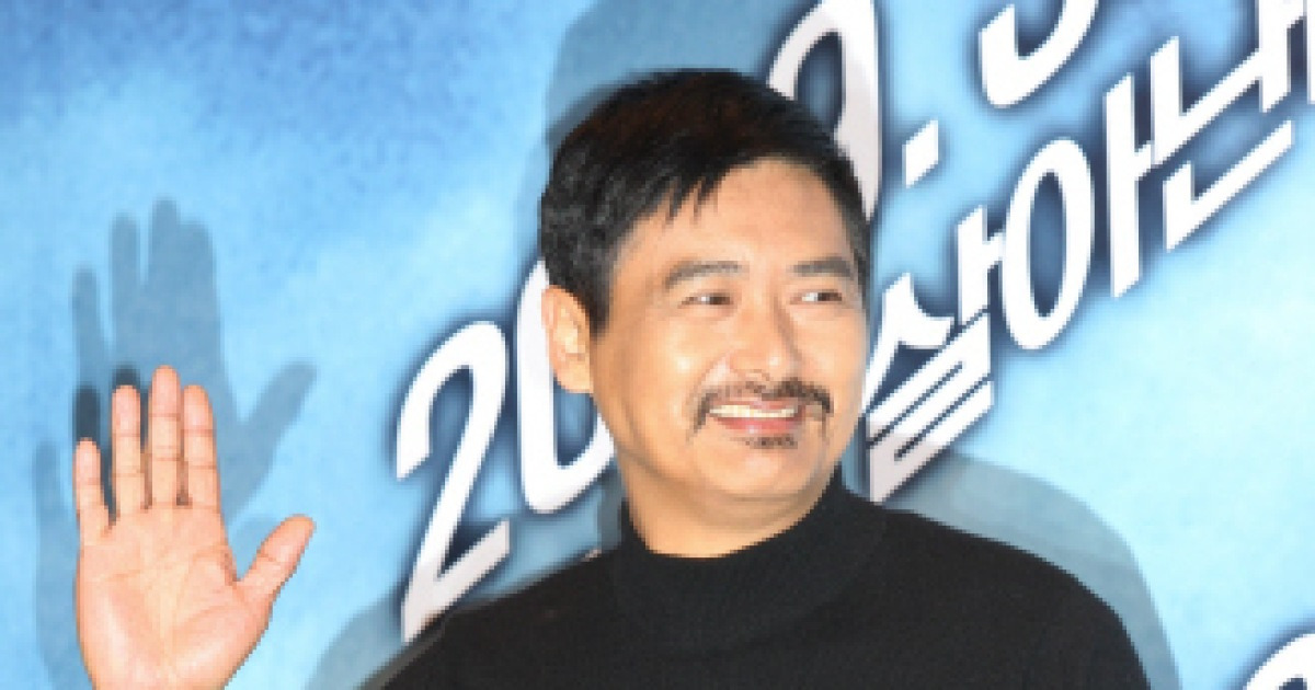 [28th BIFF] 주윤발, 아시아 영화인상 수상… ‘영웅본색’ 등 3편 상영