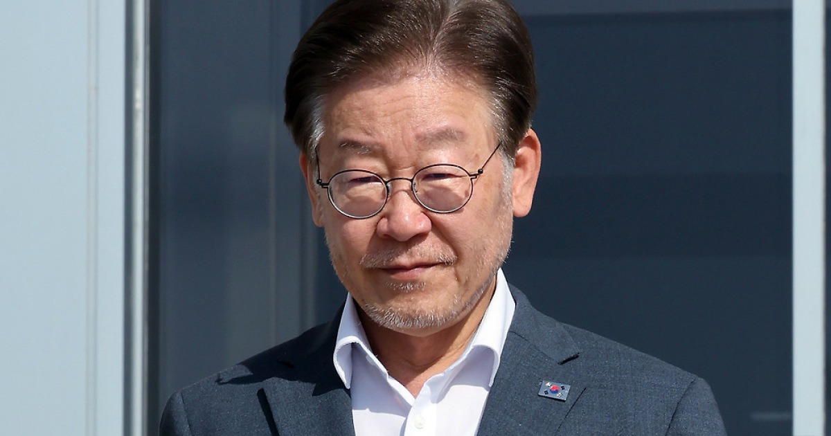 [속보] 대북송금 의혹 이재명 수원지검 도착…5번째 검찰 출석