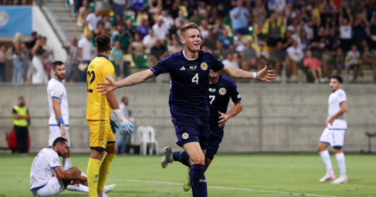 EPL 출전 시간 ‘7분’ 방출 대상 맨유 MF, 국가대표팀에선 ‘에이스’ 5G 6골→유로 예선 득점 선두