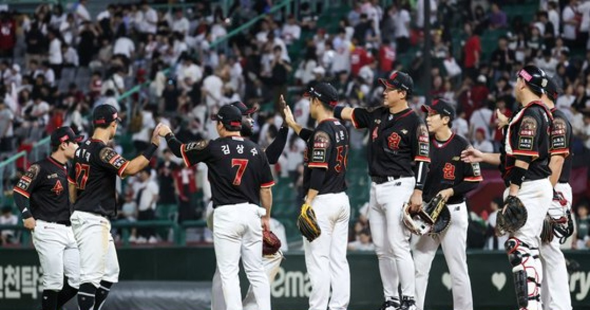 안개 속 2위 싸움… KT-NC-KIA-SSG 대혼전, 기회 엿보는 두산