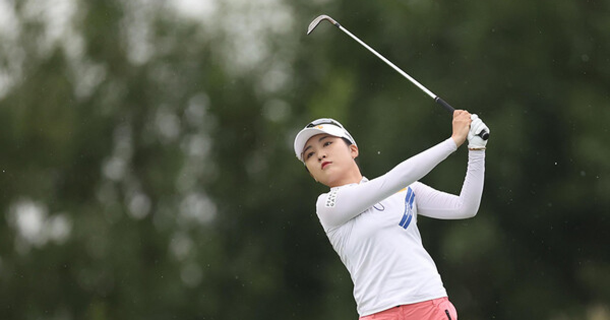 '파죽지세' 이예원, OK금융그룹 읏맨오픈 첫날 6언더파 선두…시즌 3승 조준 [KLPGA]