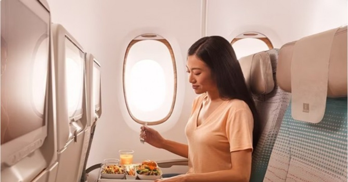 에미레이트 항공 기내식, 뭔가 달라졌다? | RealFoods