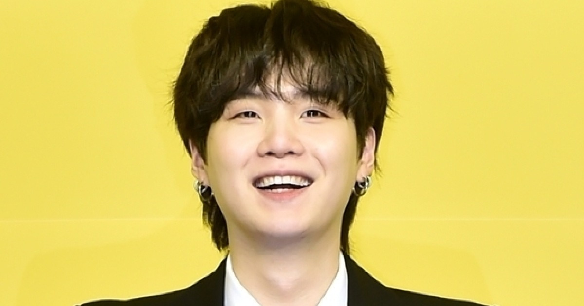 [전문] 방탄 슈가, 9월 22일 병역 의무 이행…빅히트 "대체 복무 기간 동안 근무지 방문 삼가달라"