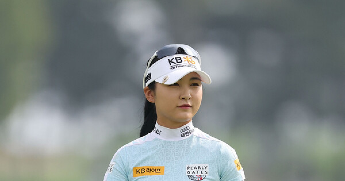 '박지영·박민지 제친' 이예원, 시즌 상금 10억원 돌파에 46만원 모자라 [KLPGA]