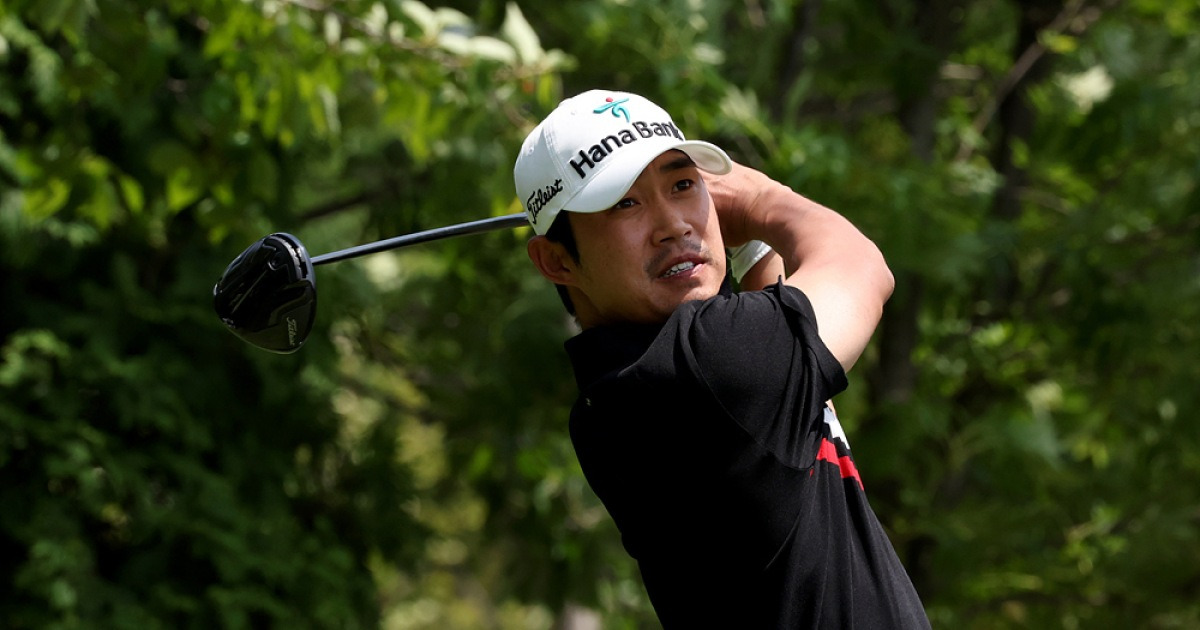 박은신, KPGA iMBank 오픈 첫날 단독 선두…시즌 첫승 겨냥