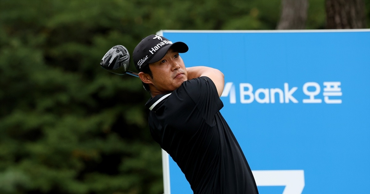 박은신, KPGA투어 iMBank 오픈 첫날 선두…6언더파