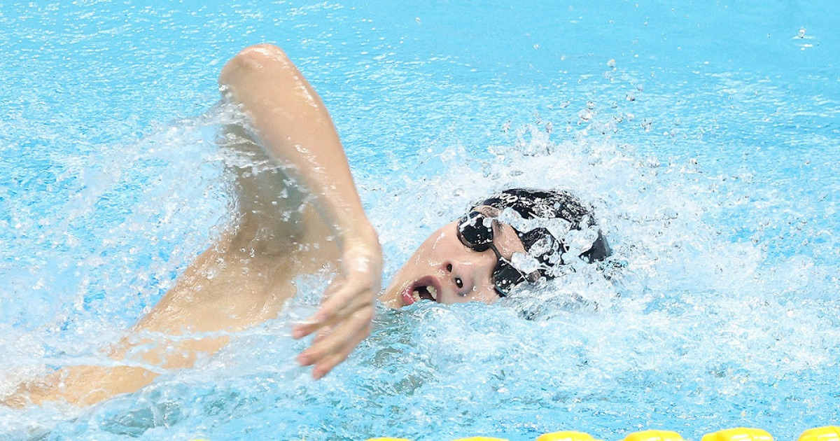 '2관왕 도전' 황선우, 자유형 200m 예선 1위 통과…판잔러는 4위[항저우AG]