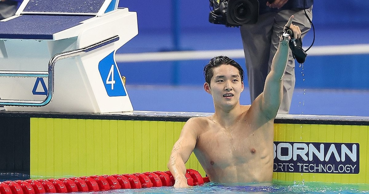 김우민 자유형 800m 금메달