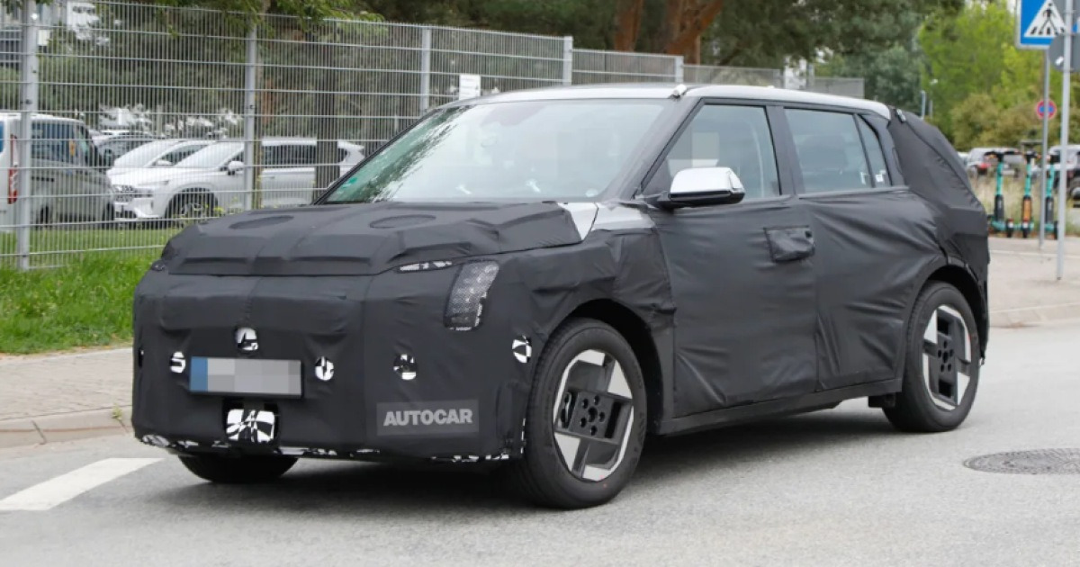 테슬라. BYD 한번 붙어보자, 640km 리틀 EV9 'EV3' 내년 말 공개 | M투데이