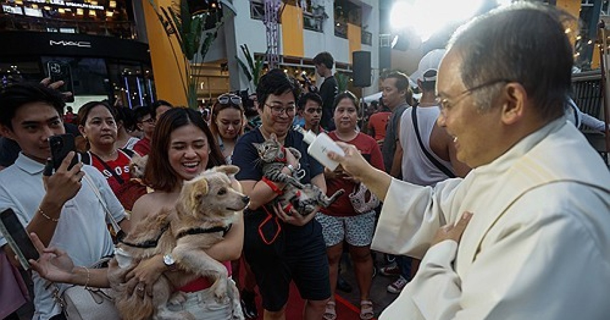 PHILIPPINES PETS BLESSING