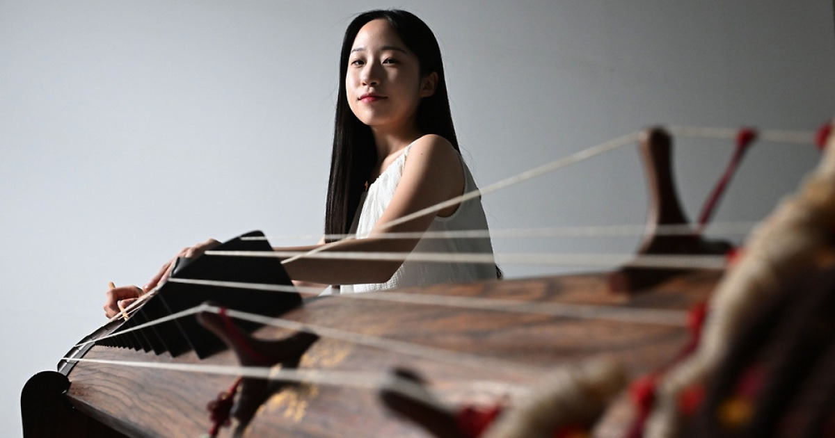 [Eye Plus]Geomungo, a beloved ancient instrument, still captivates